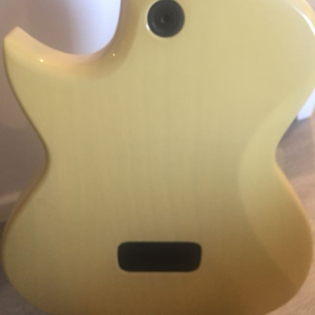 Taylor Solidbody Classic, Hobbies & Toys, Music & Media, Musical ...