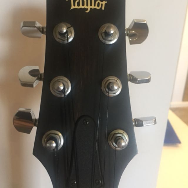 Taylor Solidbody Classic, Hobbies & Toys, Music & Media, Musical ...