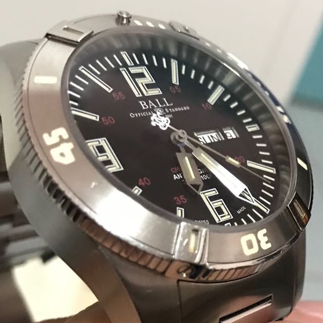 Ball Engineer Hydrocarbon Spacemaster Glow, Mobile Phones & Gadgets ...