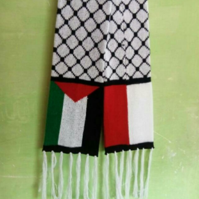 Syal palestine, Fesyen Pria, Aksesoris di Carousell