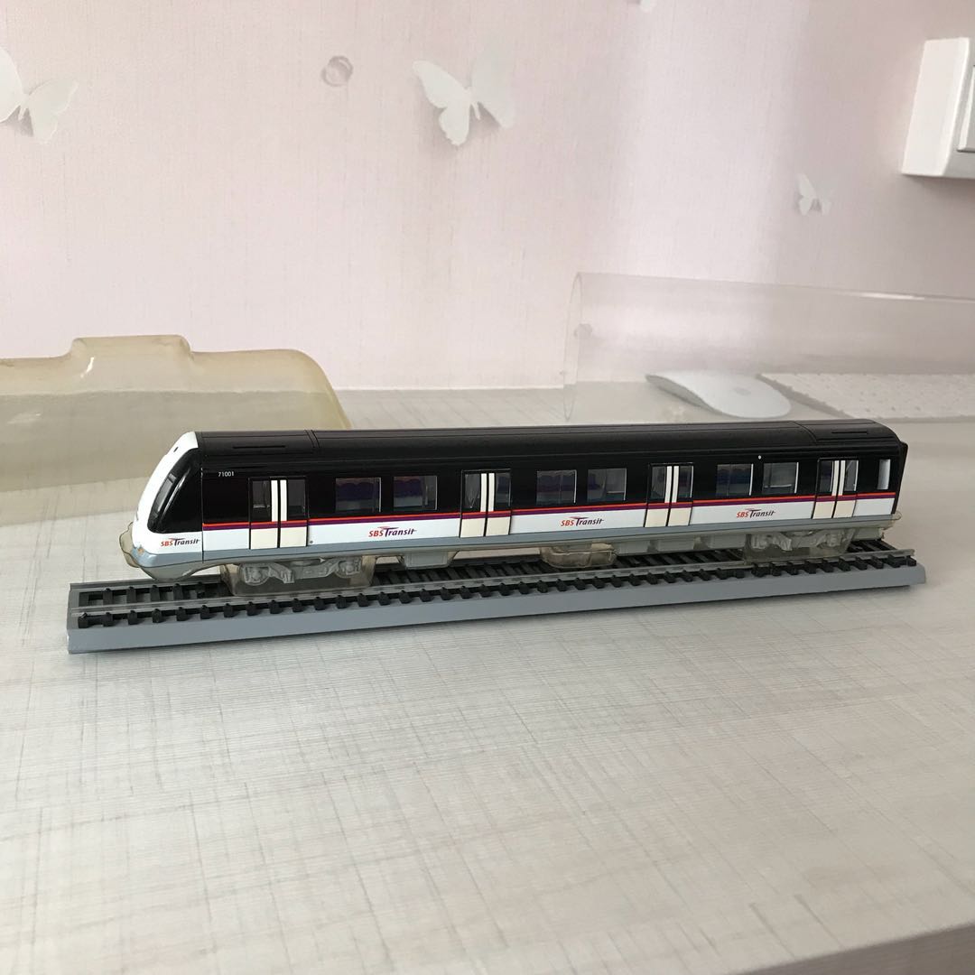 1/84 H0 scale Alstom NEL train, Hobbies & Toys, Toys & Games on Carousell