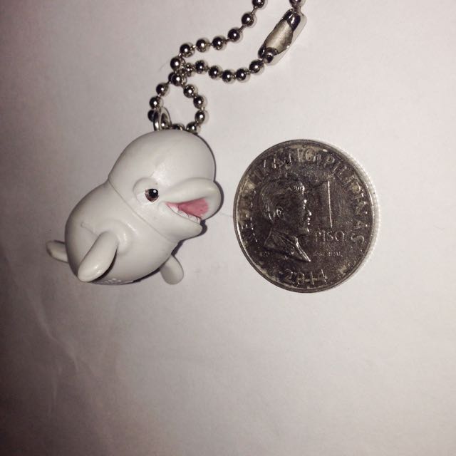 Finding Dory Bailey The Beluga Keychain, Hobbies & Toys, Toys & Games ...