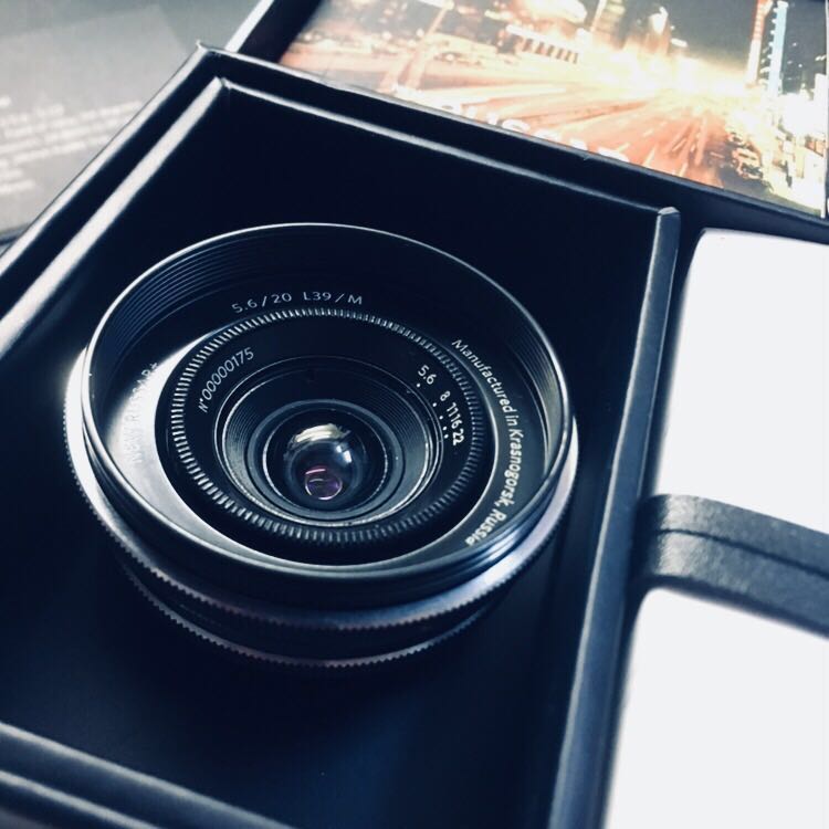 [NEW新] Lomography x Zenit New Russar+ 20mm 超廣角鏡頭, 攝影器材, 鏡頭及裝備 - Carousell