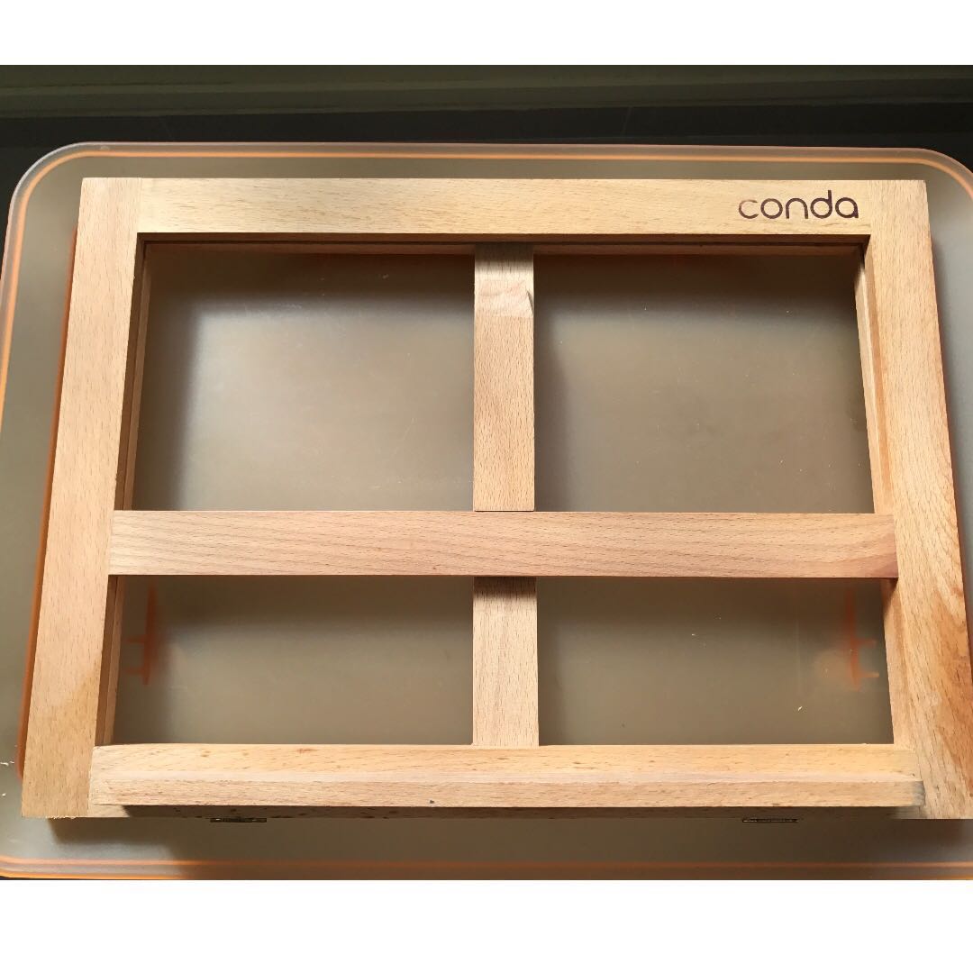Conda Table Easel Wood Stand (Landscape), Hobbies & Toys, Stationery & Craft, Craft Supplies ...