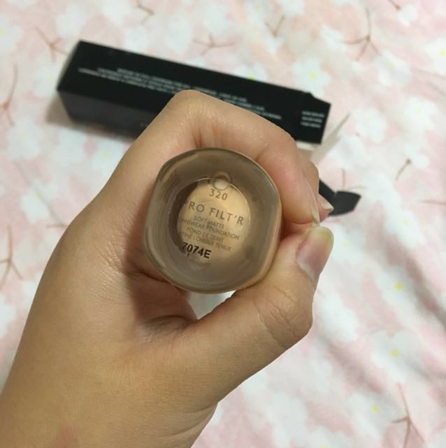 FENTY BEAUTY FOUNDATION—320 Warm Peach, Health & Beauty, Makeup on ...
