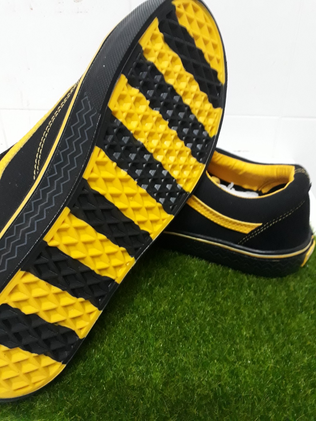 Kasut Vans Pa'Din Musa, Men's Fashion, Footwear, Sneakers on Carousell