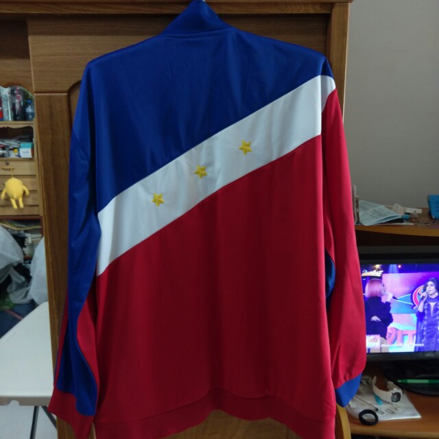 Proudly Pinoy Jacket, 他的時尚, 上衣與西裝, T恤、Polo衫在旋轉拍賣