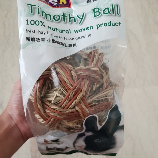 Timothy Ball/Hay Ball, Pet Supplies, Homes & Other Pet Accessories on ...