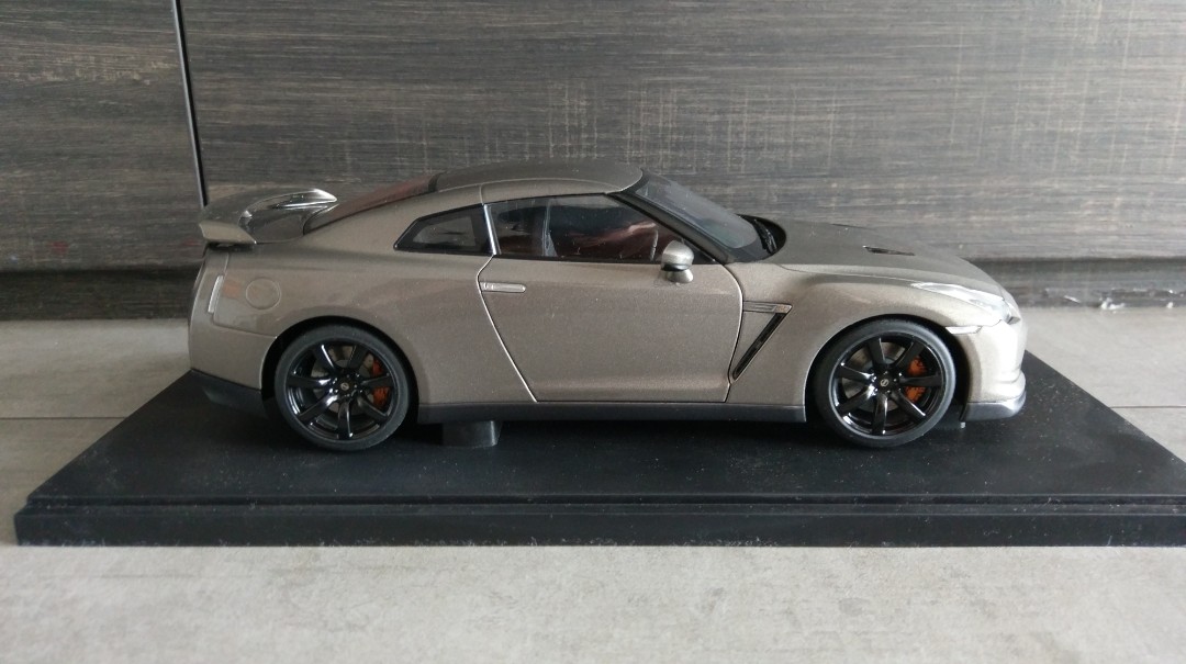 *Reserved* 1/18 Dealer Edition Autoart Nissan R35 GT-R With Custom ...