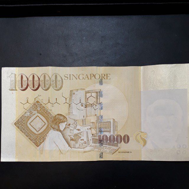 Authentic SGD 10000 (Ten thousand) Note AA Prefix, Hobbies & Toys ...