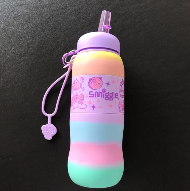 Smiggle Water Bottle, Babies & Kids, Nursing & Feeding on Carousell