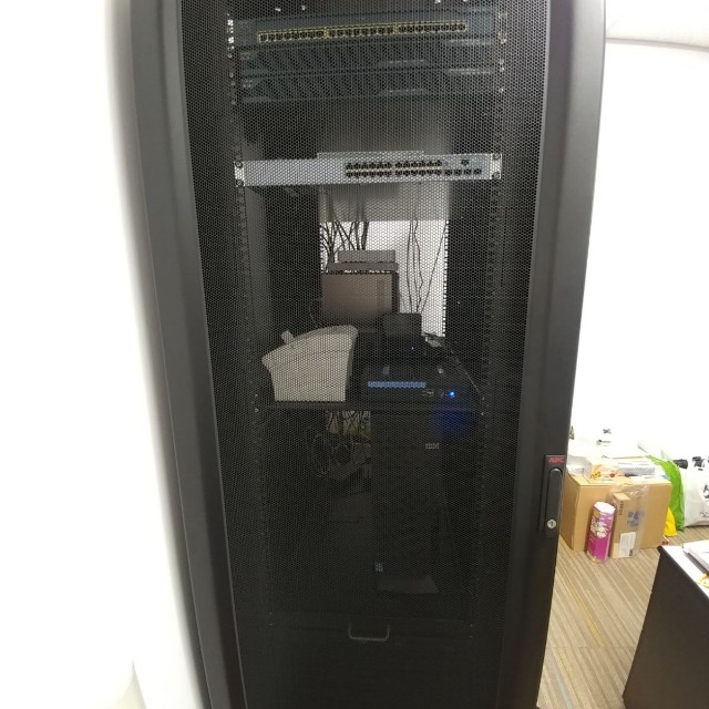 APC Server Rack 42u, Computers & Tech, Office & Business Technology on ...