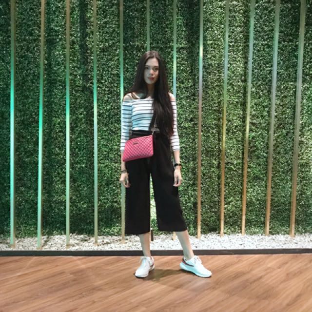 Authentic Mango sling bag (red), Women's Fashion, Bags & Wallets, Cross ...