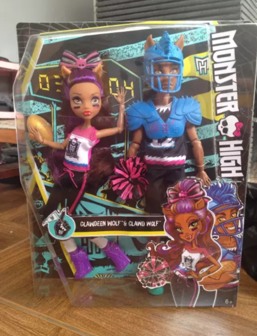 Barbie - Monster High Winning Werewolves Doll - Clawdeen Wolf and Clawd ...