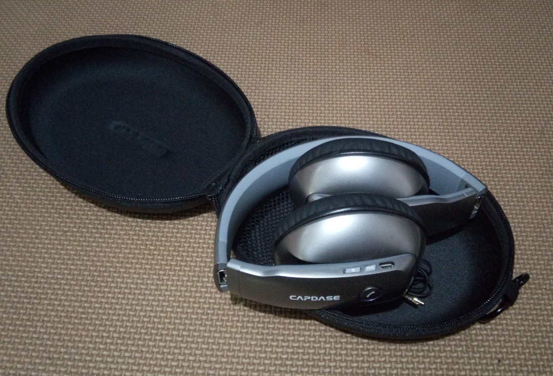 Capdase Headset, Audio, Headphones & Headsets on Carousell