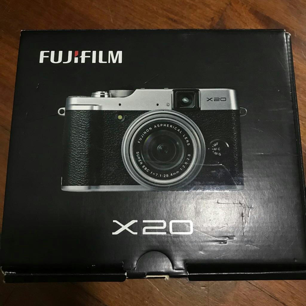 FUJIFILM X20, Photography, Cameras on Carousell