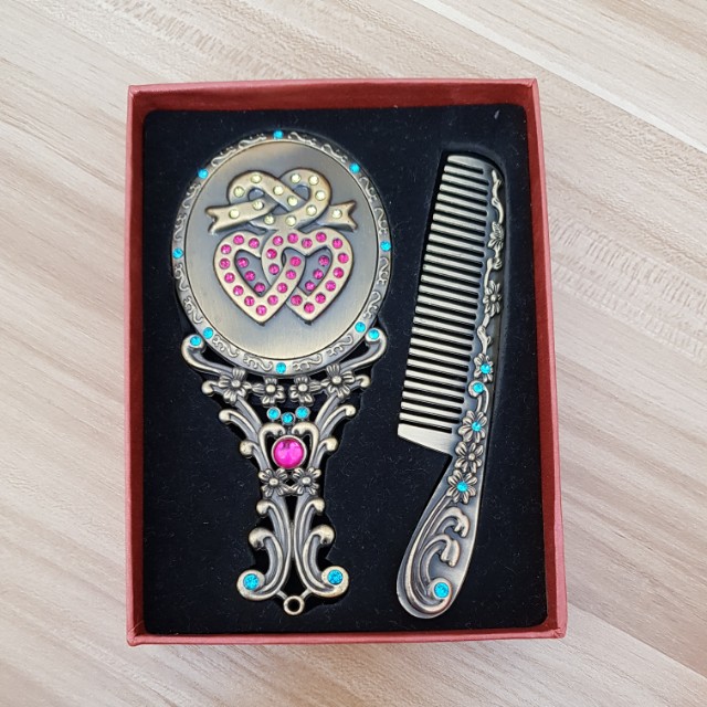 Hand mirror comb, Luxury, Accessories on Carousell