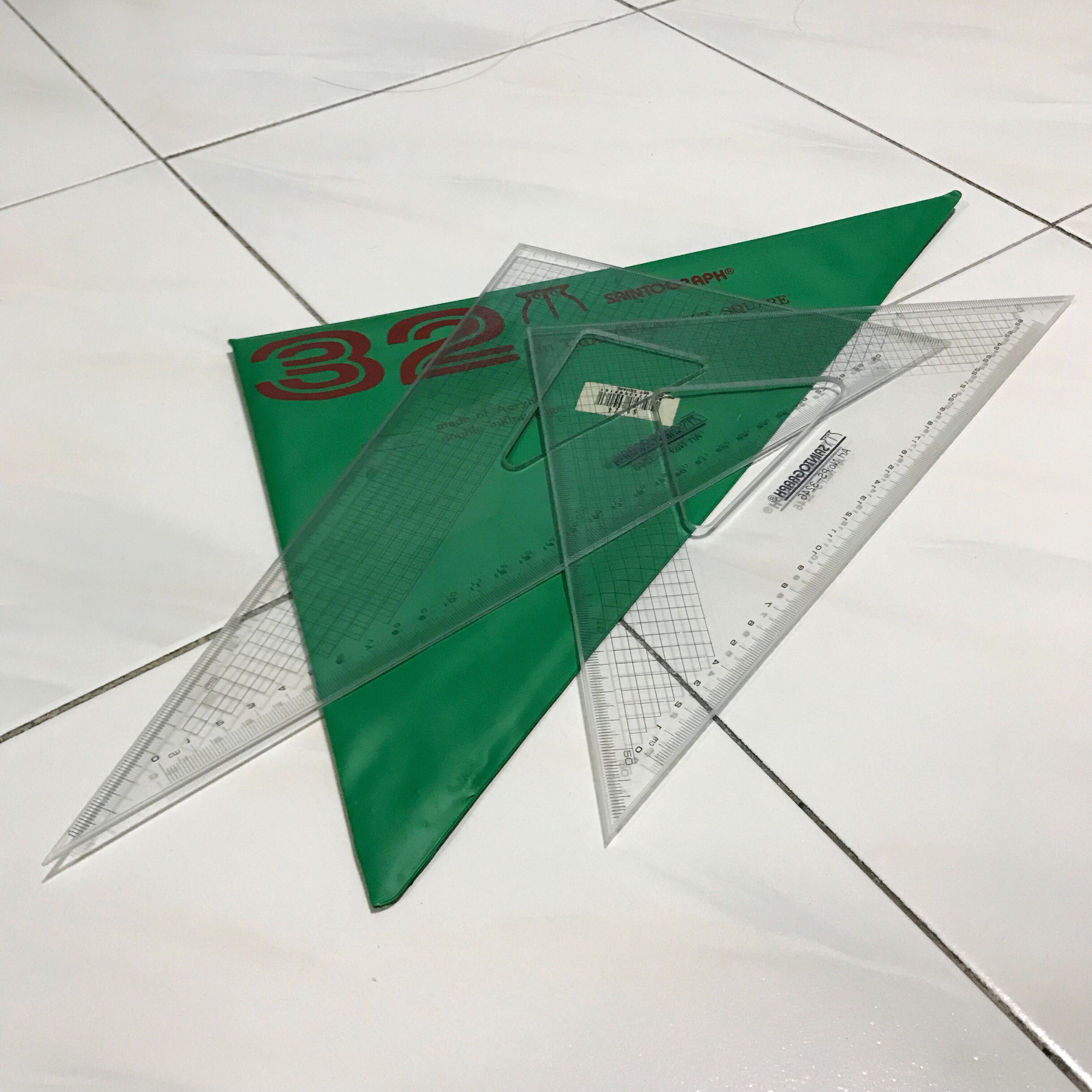 Saintograph 32cm Set Square, Hobbies & Toys, Stationery & Craft, Craft Supplies & Tools on Carousell