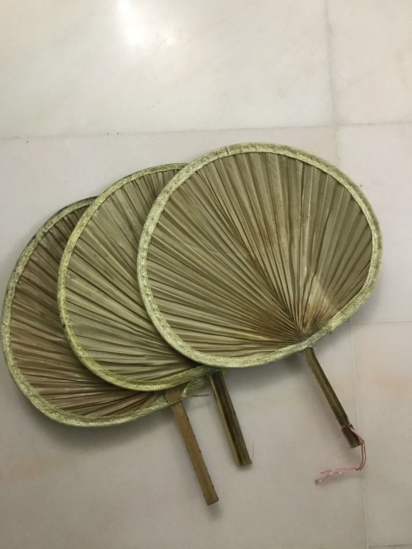 Satay fans for bbq barbeque chalet hand fan, Everything Else on Carousell