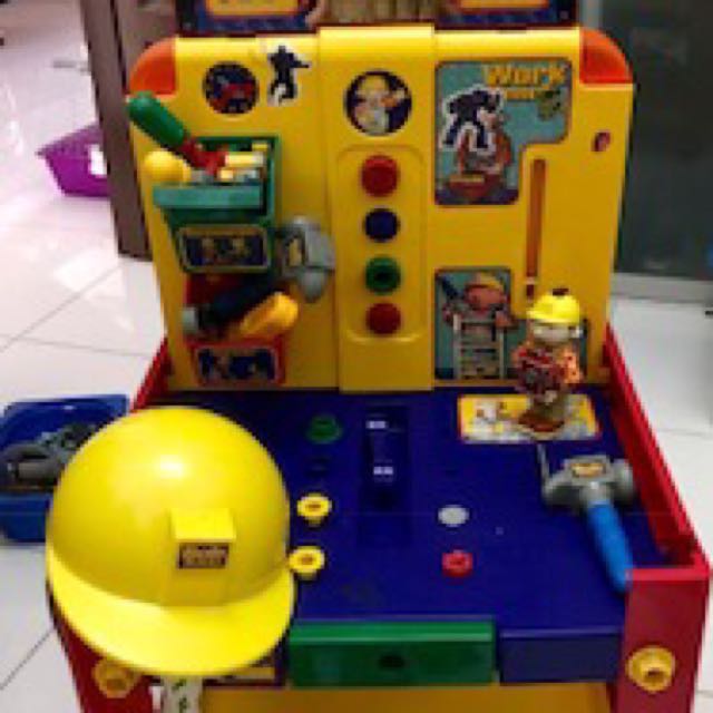 Bob the builder tool table, Hobbies & Toys, Toys & Games on Carousell