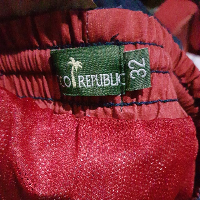 Coco Republic Board Shorts, Men's Fashion, Bottoms, Shorts on Carousell