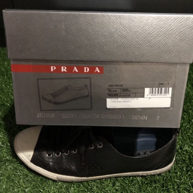 Prada Shoe, Men's Fashion, Footwear, Dress Shoes on Carousell