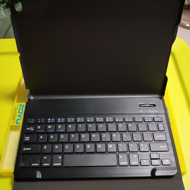 IPad 9.7 Keyboard, Mobile Phones & Gadgets, Mobile & Gadget Accessories ...