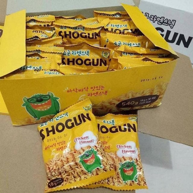 SHOGUN Mie Kremes Chicken Flavour, Makanan & Minuman, Snek di Carousell