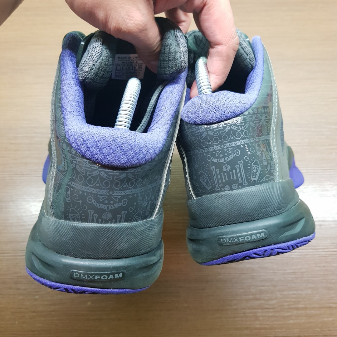 Reebok Pump Revenge Mid Top Basketball Shoes, Men's Fashion, Footwear ...