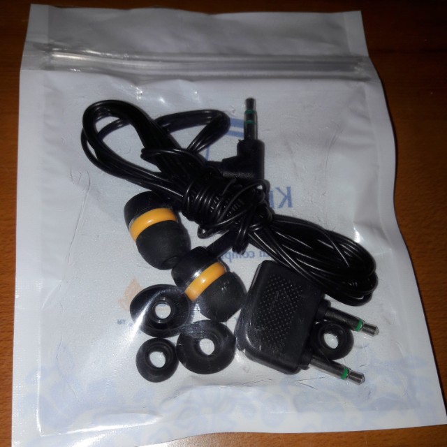 SIA Kris world earpiece and flight adapter, Computers & Tech, Parts ...