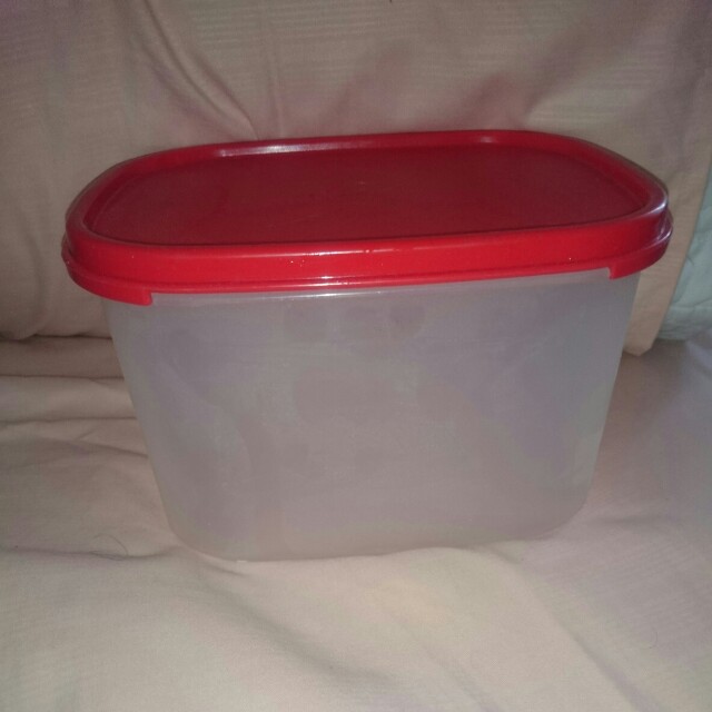 Tupperware Container, TV & Home Appliances, Kitchen Appliances, Water ...