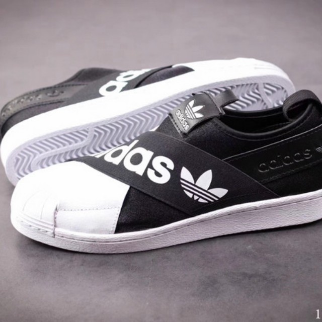 Adidas slip on (Black), Men's Fashion, Footwear, Dress Shoes on Carousell