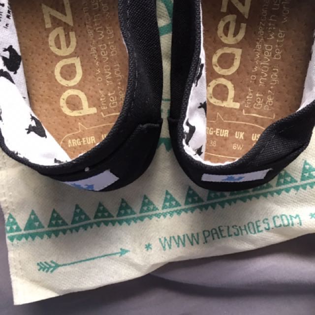 Paez shoes, Women's Fashion, Footwear, Sneakers on Carousell