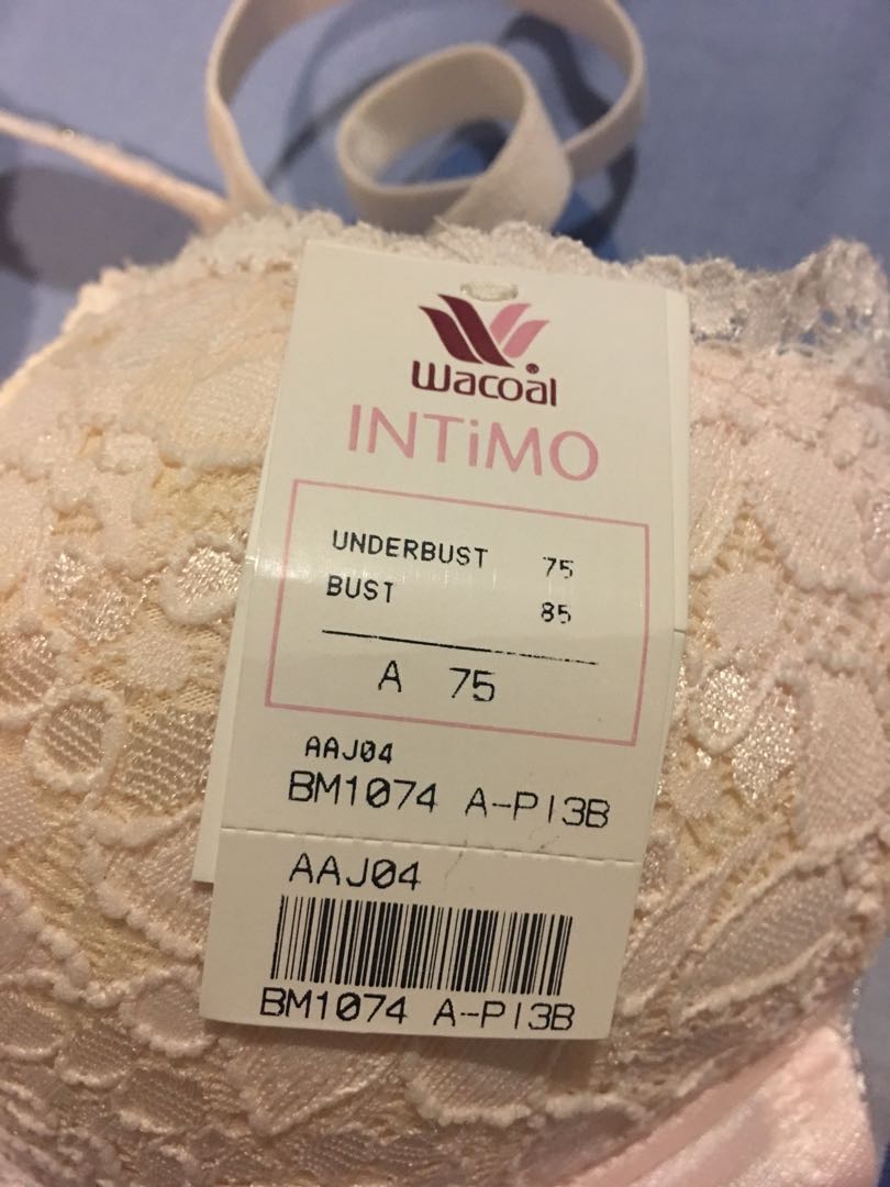 50% off BNWT Wacoal intimo lacy bra, Women's Fashion, New Undergarments ...