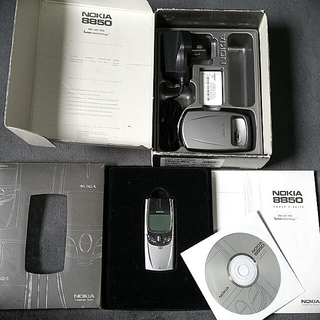 Nokia 8850 Full Set Box, Hobbies & Toys, Memorabilia & Collectibles ...