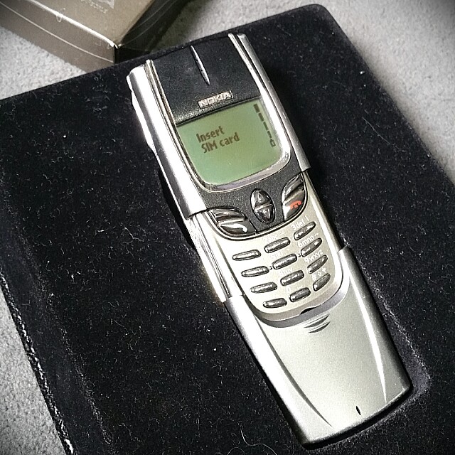 Nokia 8850 Full Set Box, Hobbies & Toys, Memorabilia & Collectibles ...