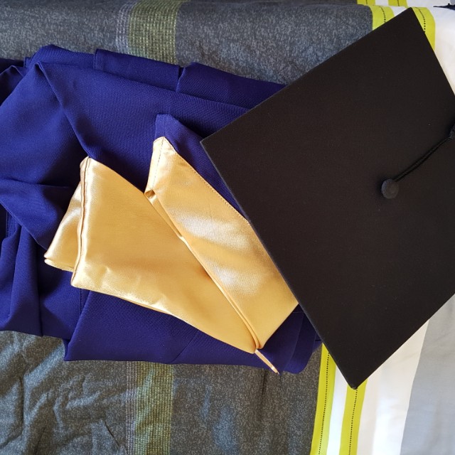 NUS graduation gown science faculty, Women's Fashion, Dresses & Sets ...