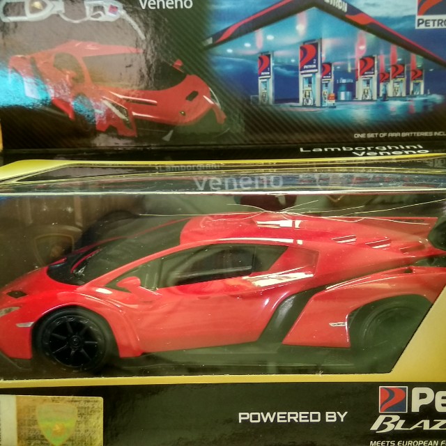 Petron model cars, Hobbies & Toys, Toys & Games on Carousell