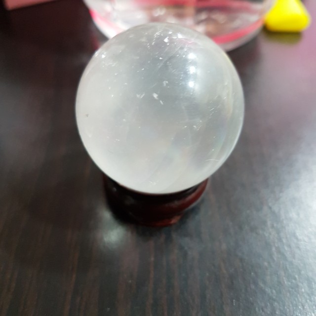 Fengshui White Crystal Ball, Hobbies & Toys, Memorabilia & Collectibles ...