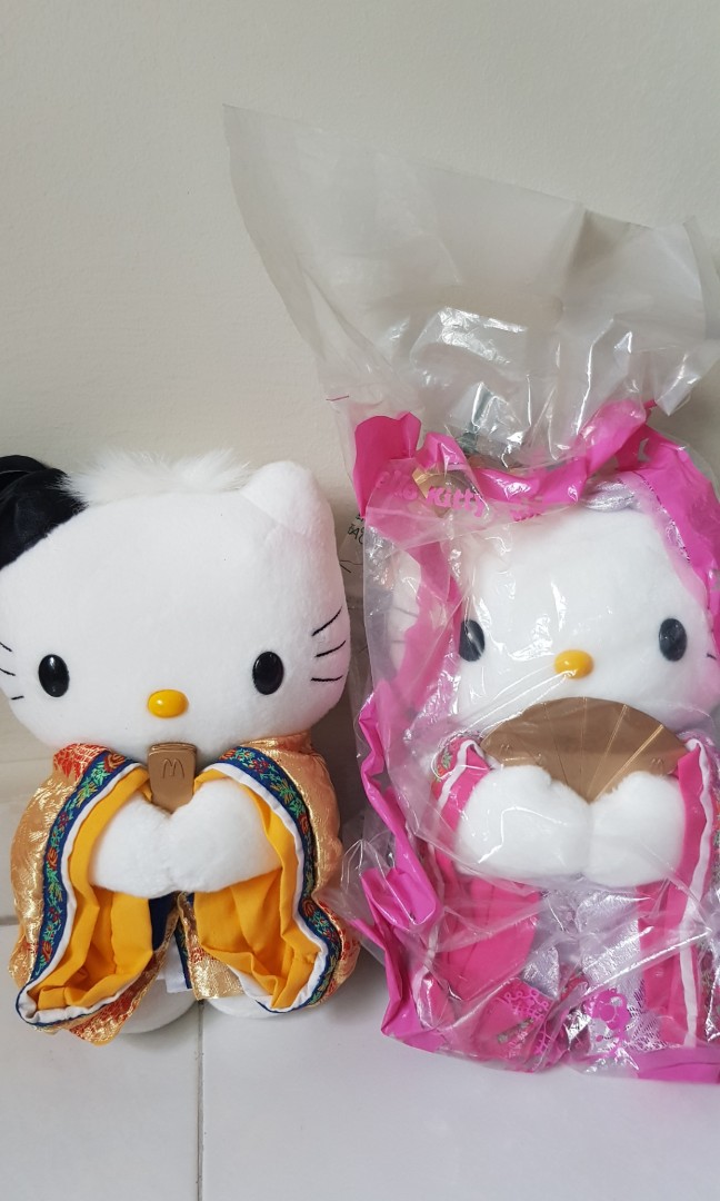 BRAND NEW Limited Edition Hello Kitty (Korean attire), Hobbies & Toys ...