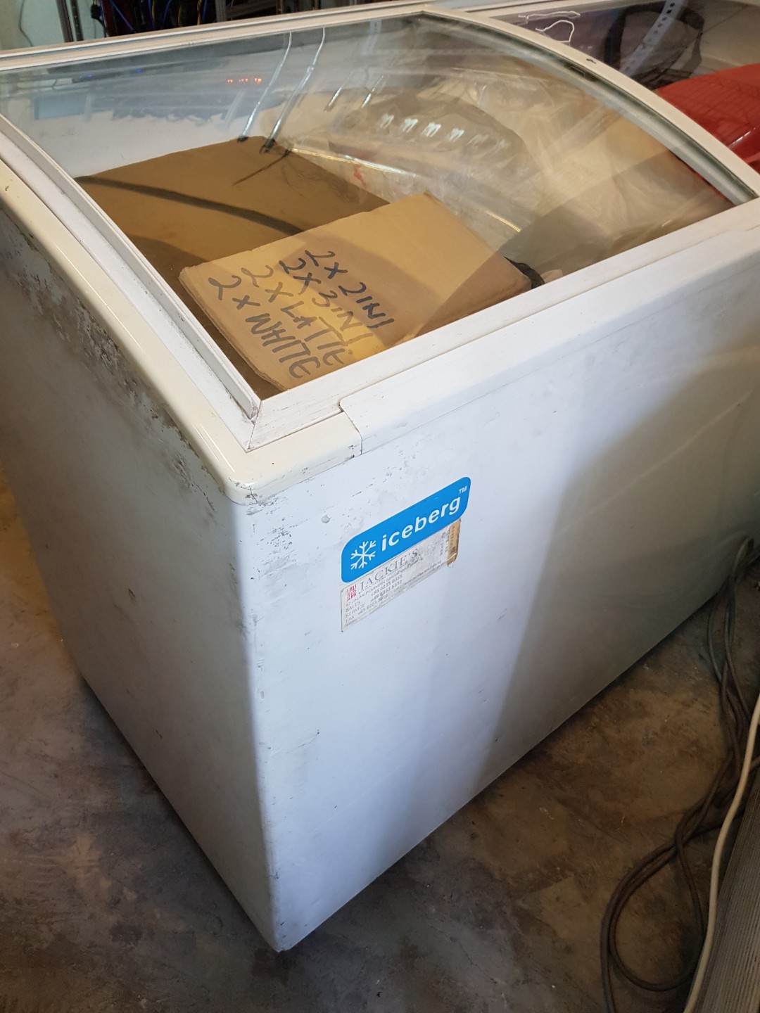 Ice berg displace ice cream freezer SPOILT, TV & Home Appliances ...
