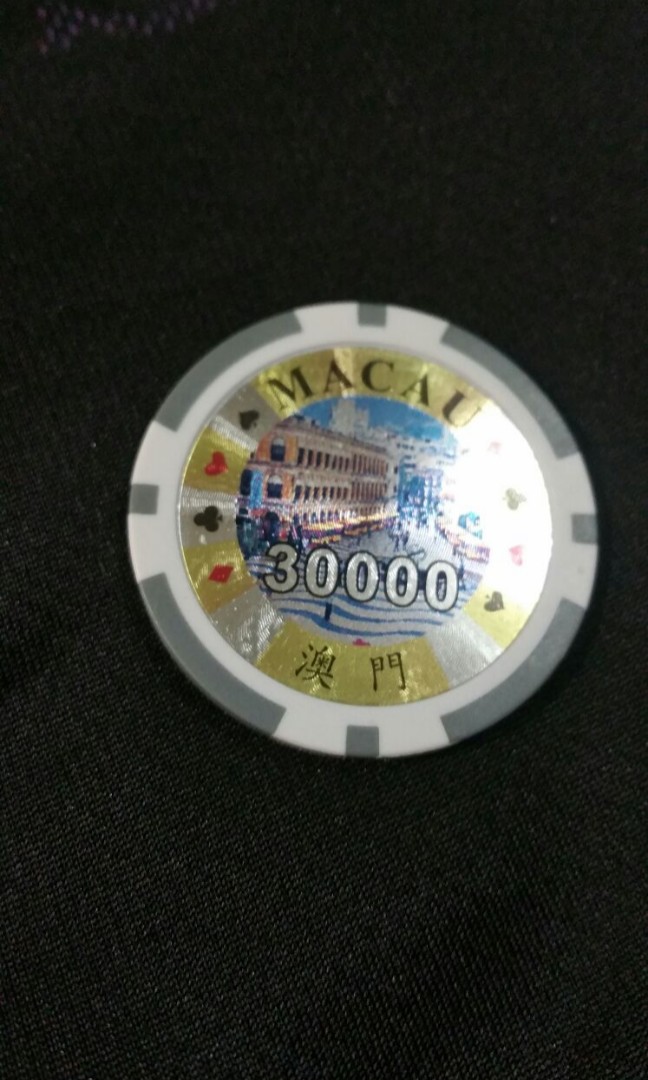 Macau casino chip.., Luxury, Accessories on Carousell