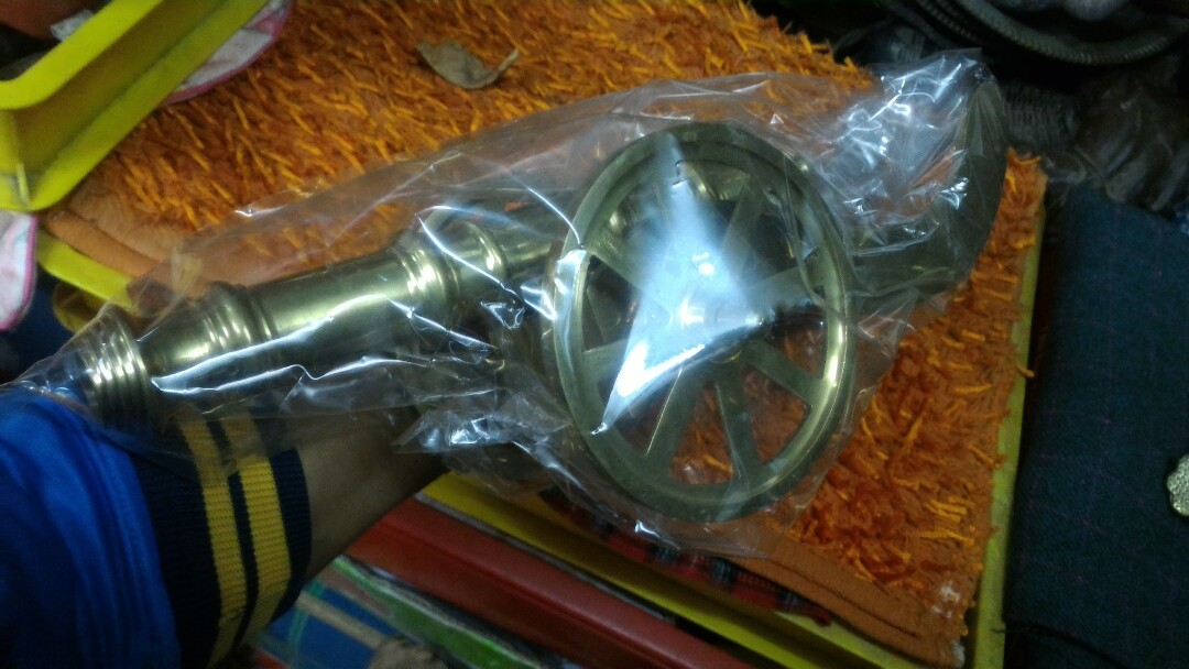 Meriam tembaga padu asli, Furniture & Home Living, Home Decor, Vases ...