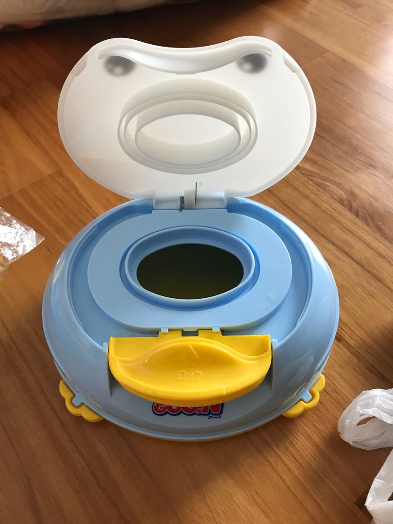 Wet Wipes Box - Penguin, Babies & Kids, Bathing & Changing, Diapers ...