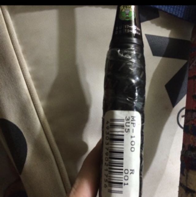 Yonex Muscle Power 100, Sports, Sports & Games Equipment on Carousell