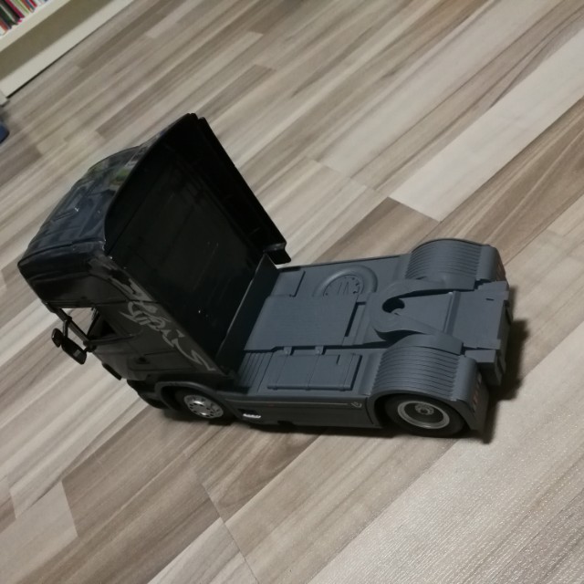 Scania Plastic Model Prime Mover, Hobbies & Toys, Toys & Games on Carousell