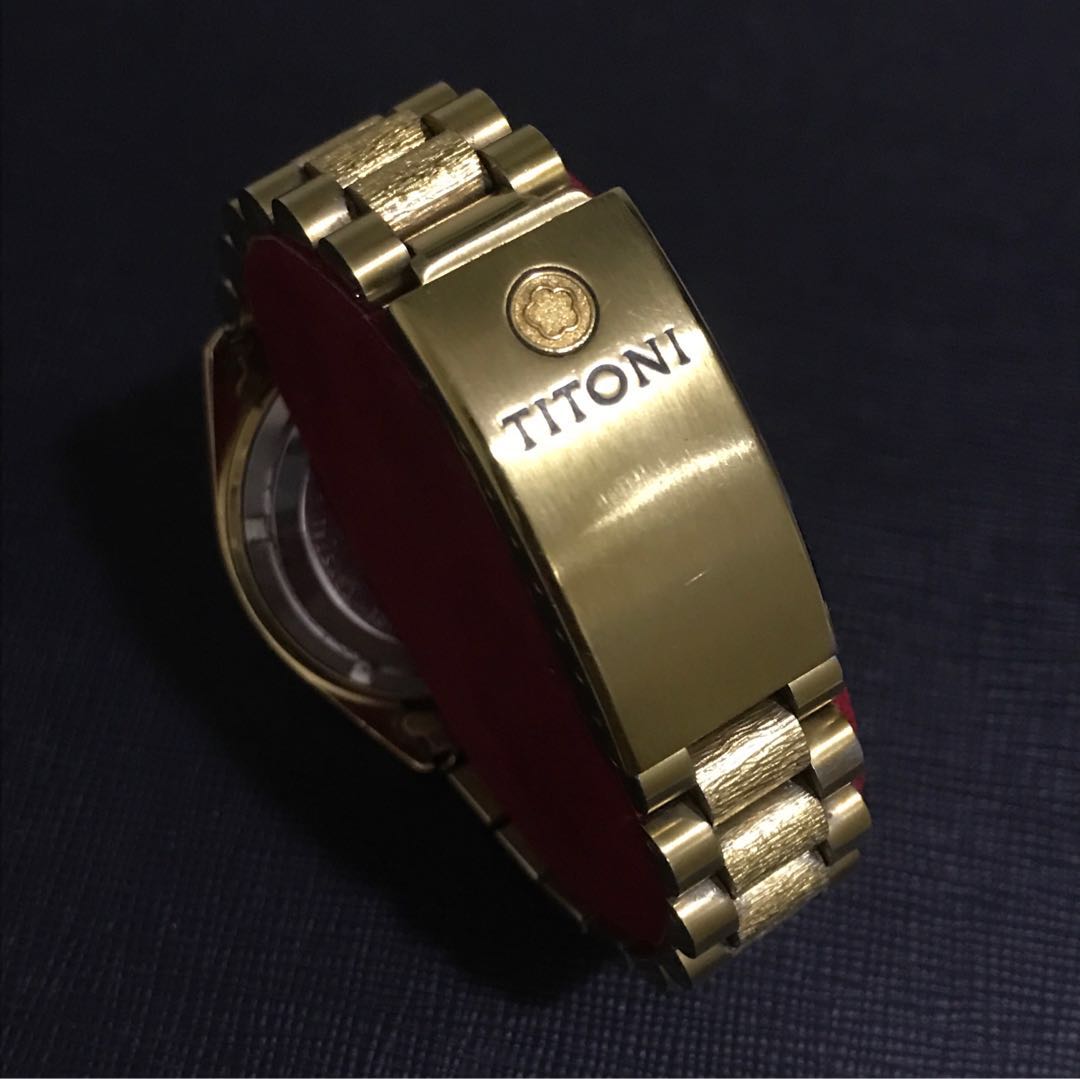 Vintage Titoni Cosmo King Watch, Women's Fashion, Watches & Accessories ...