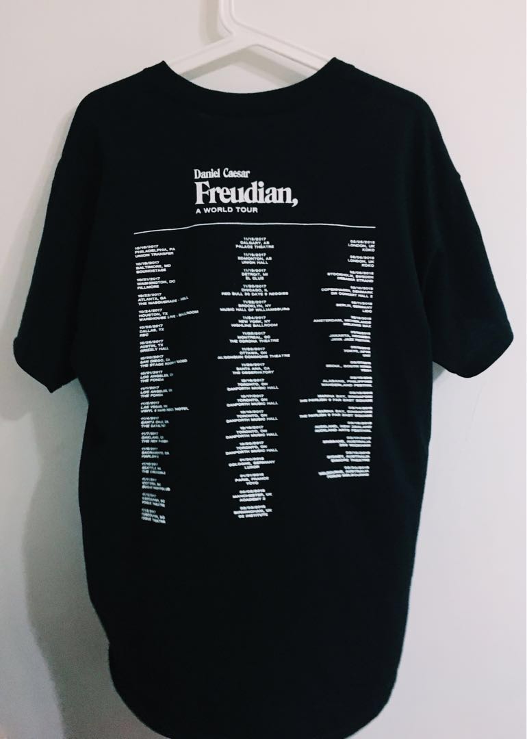 Daniel Caesar Freudian world tour tee shirt, Hobbies & Toys ...