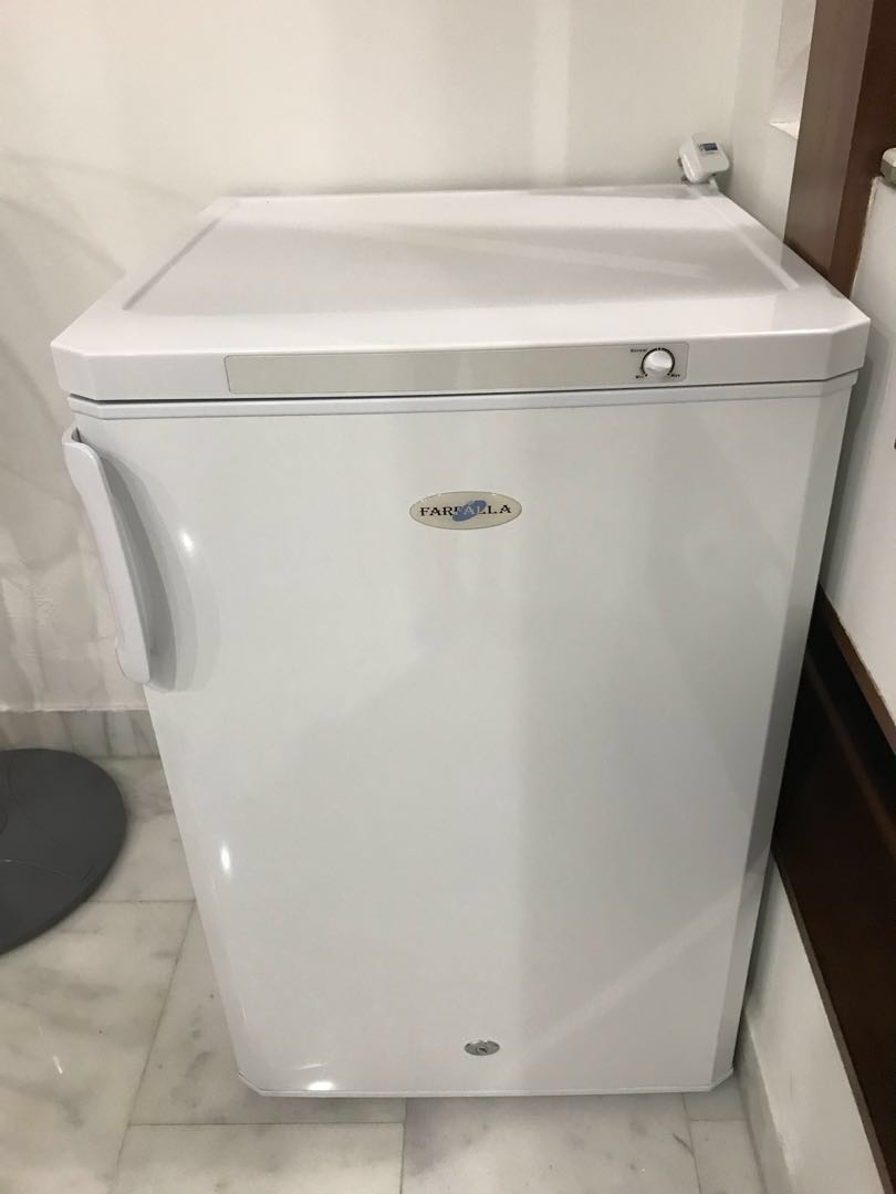 Farfalla Upright Front Opening Freezer (120L), TV & Home Appliances ...