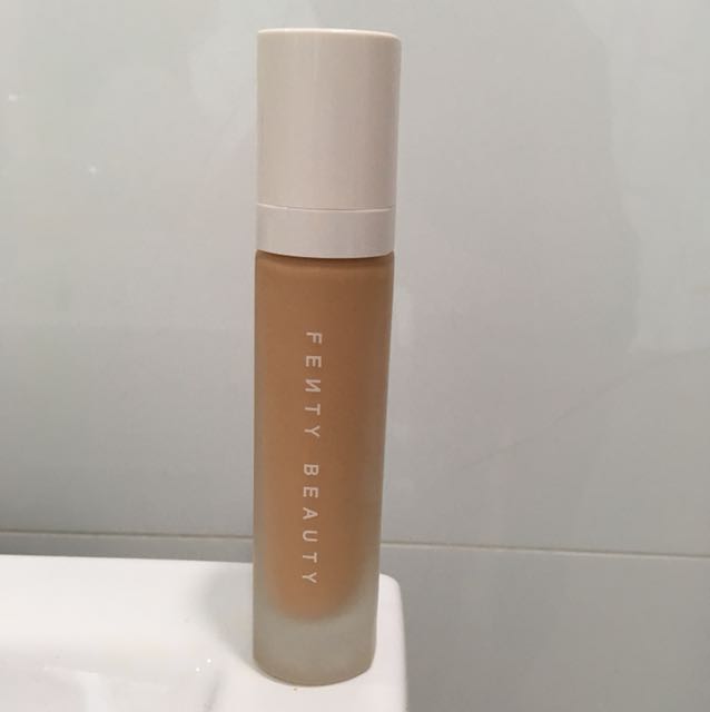 Fenty Beauty Pro Filtr foundation #220, Beauty & Personal Care, Face ...